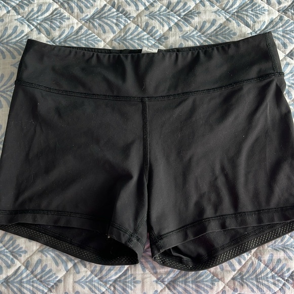 Ivivva | Bottoms | Ivivva Booty Shorties 4 | Poshmark